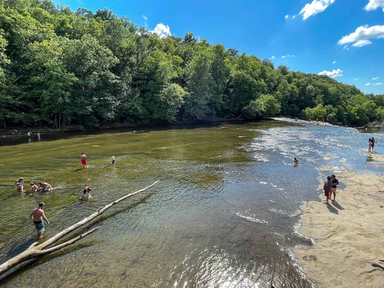 7 Amazing Waterfalls In Alabama That Will Take Your Breath Away